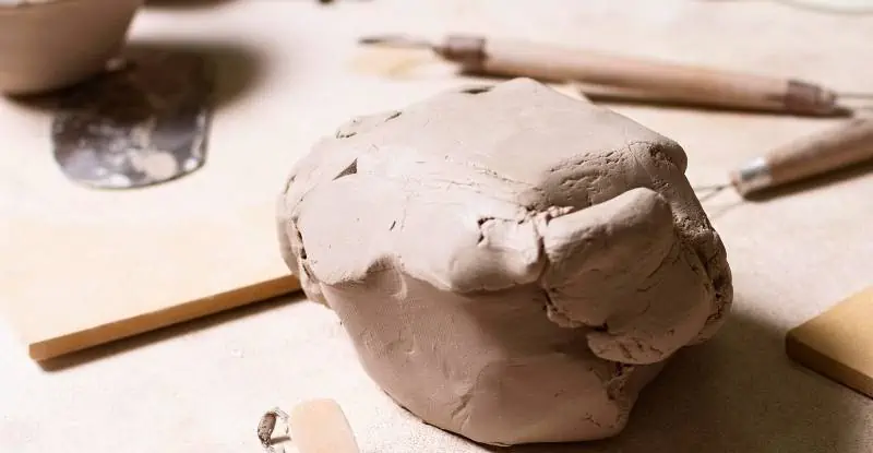Pro Tips on How to Get Clay Out of Clothes - Choose Marker